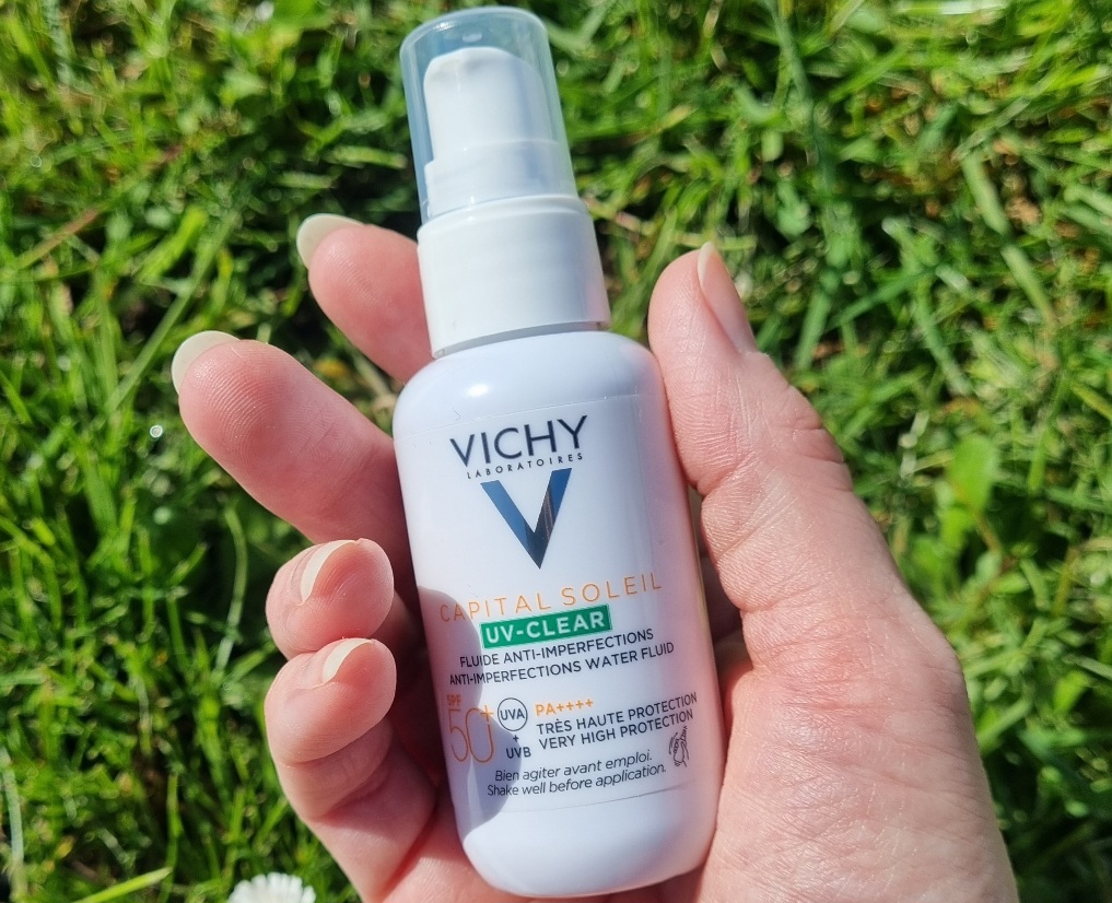 Vichy Capital Soleil UV-Clear Mattifying Sun Protection – Reviewed by Hanna